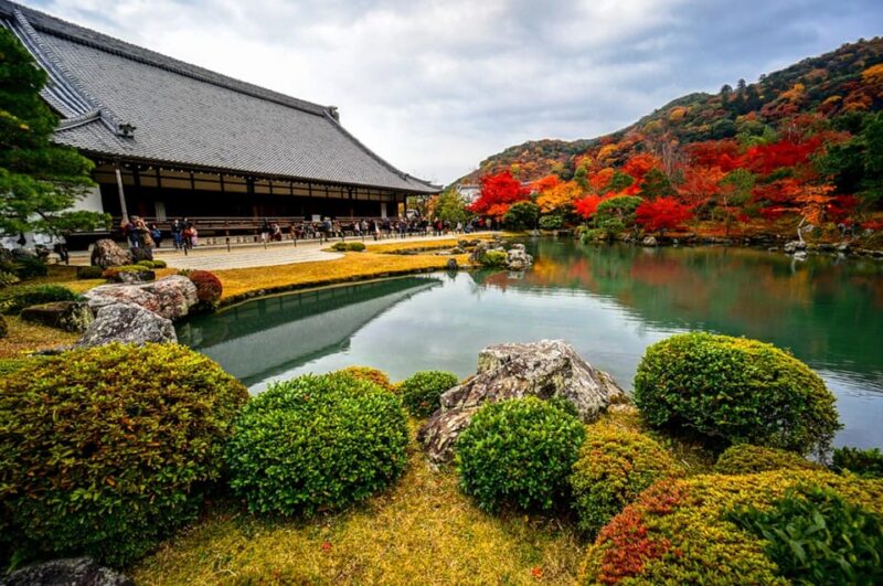 Kyoto: Arashiyama Tour With Optional Sagano Romantic Train - Taking in the Arashiyama Bamboo Forest
