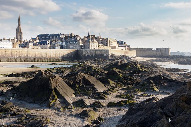 Mont Saint Michel Tour From Paris - Tour Inclusions and Amenities
