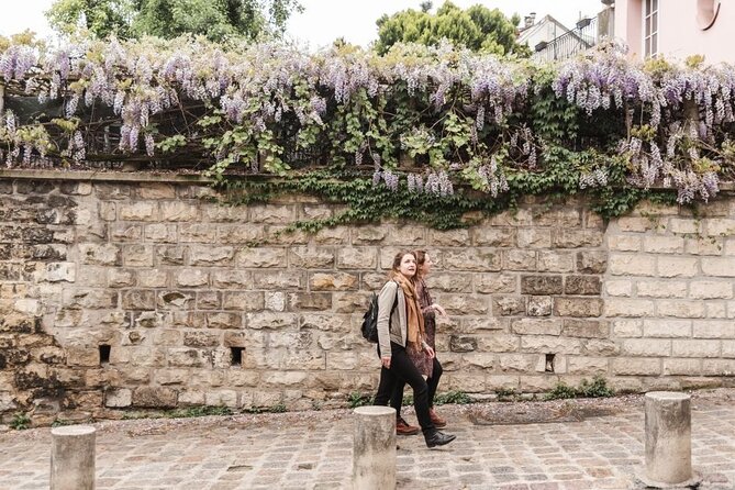 Montmartre Tour With a Local Guide: Private & 100% Personalized - Accessibility and Inclusivity