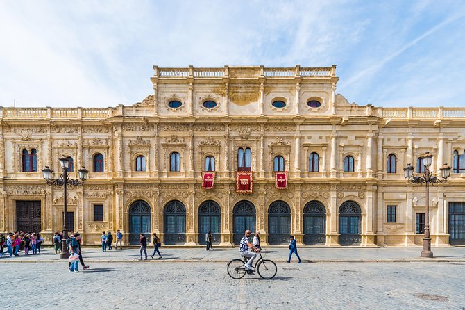 Monumental Economic Tour With Booking Fee Seville - Experience Provider