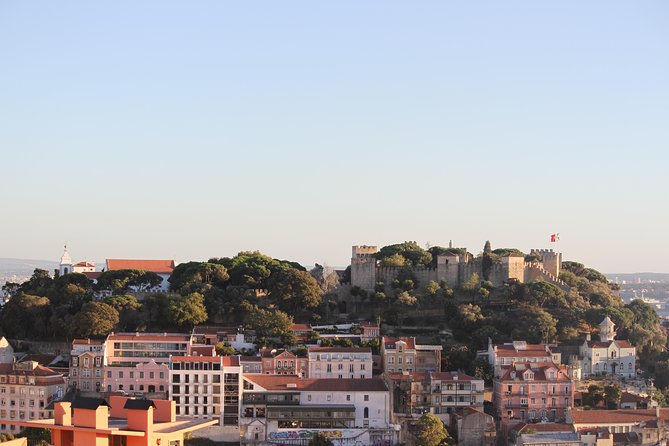 Old Lisbon: Alfama and Sao Jorge Neighborhood 3-Hour Walking Tour - Meeting and End Points
