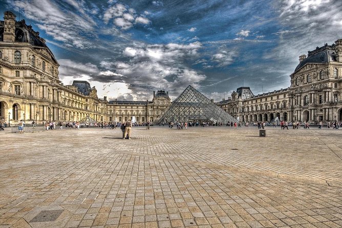 Paris Airport Transfer: Paris Airport CDG to Paris by Luxury Van - Accessibility and Operating Hours