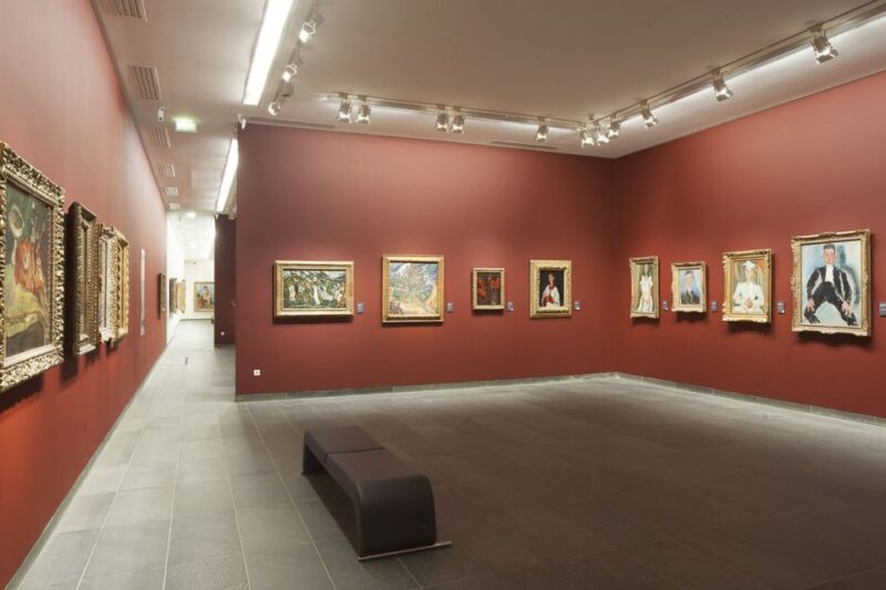 Paris: Orangerie Museum Reserved Entrance Ticket - Exploring the Renowned Water Lilies Murals