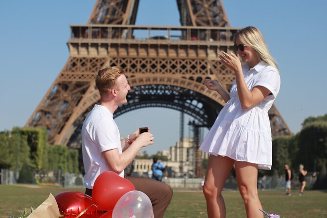 Paris Photo Shoot Session – Eiffel Tower Photographer - Tips for a Successful Photo Shoot at the Eiffel Tower