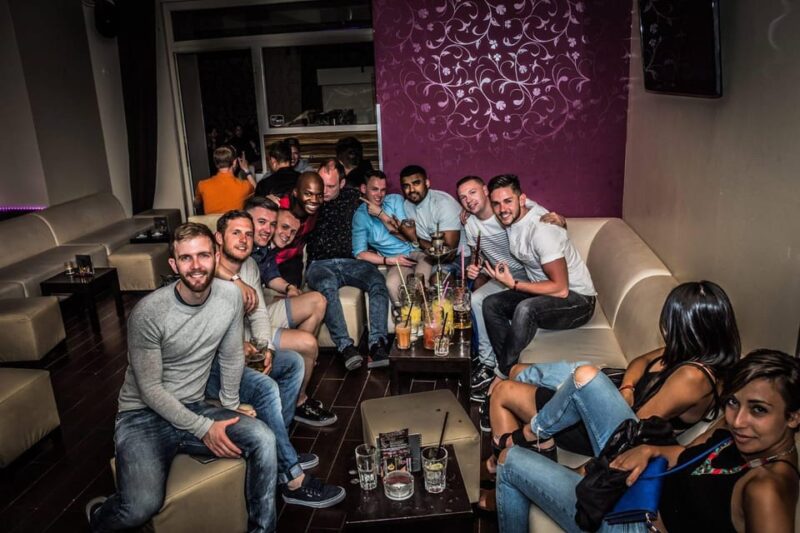 Paris: Pub Crawl With Shots and Nightclub Entry - Nightclub Entry and Skip-the-Line Benefits