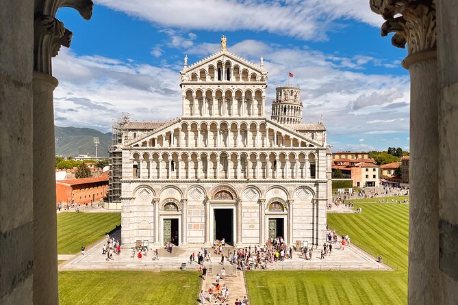Pisa and Lucca Day Trip From Florence - Discovering the Charming City of Lucca