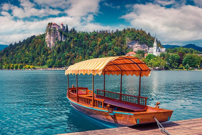 Postojna Cave, Predjama Castle and Lake Bled From Ljubljana - Recommended Attire and Preparations