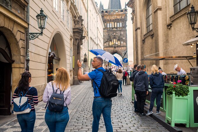 Prague Walking Tour of Old Town, Charles Bridge and Prague Castle - Ascending to Prague Castle
