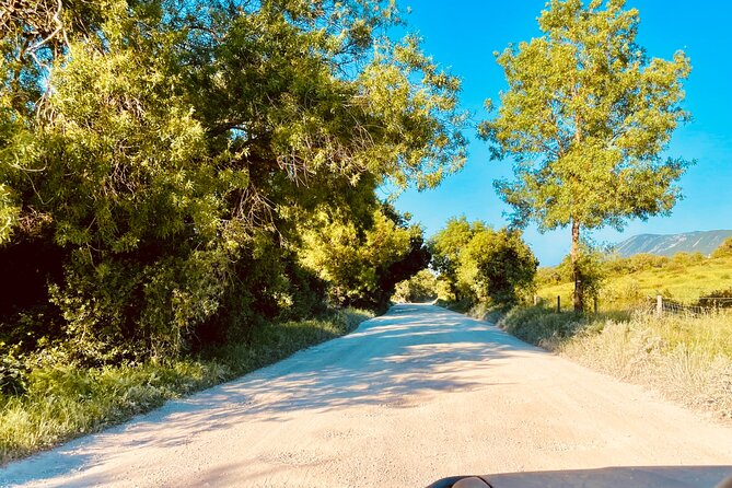 Private 4X4 Jeep & Beach Picnic Tour in Arrábida, Sesimbra-Lisbon - Inclusions and Logistics