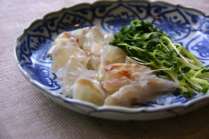 Private Market Tour and Cooking Lesson With a Tokyo Native Makiko in Her Home - Dietary Considerations and Allergies