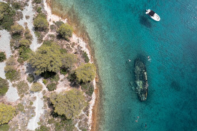 Private Speedboat Custome-Made Tour / From Trogir and Split - Exploring the Adriatic Coastline