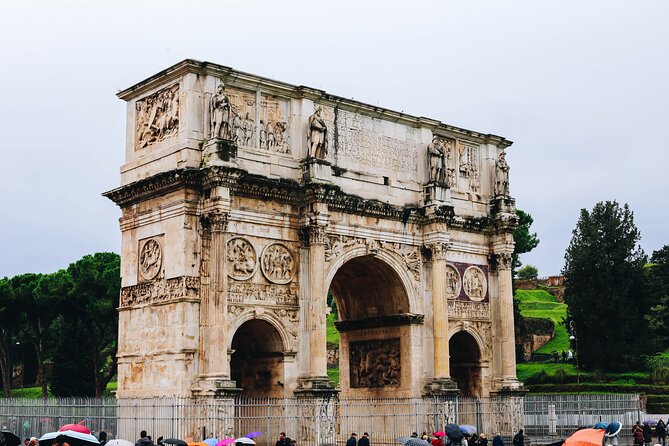 Private Tour: Ancient Rome & Colosseum - Exploring the Colosseum