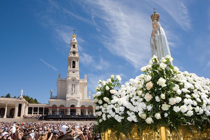 Private Tour for 1 to 8 People: Fátima, Batalha, Nazaré, and Óbidos - Reviews and Feedback