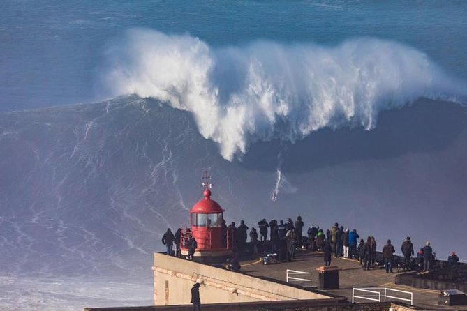 Private Tour to Fátima, Batalha, Nazaré, and Óbidos - Understanding the Tour Schedule and Accessibility