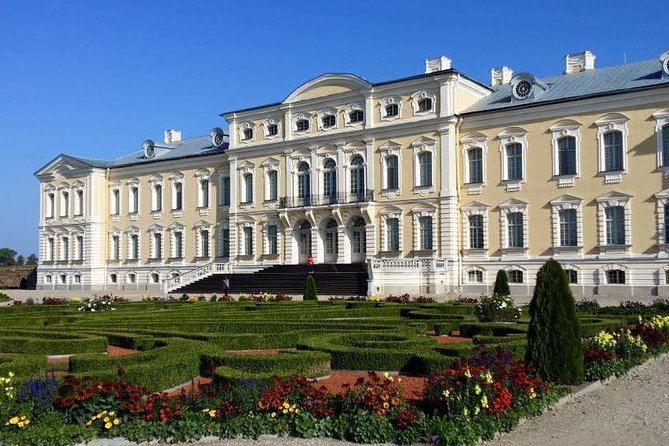Private Trip From Vilnius to Riga: Hill of Crosses, Rundale Palace, Bauska Castl - Positive Customer Experiences and Feedback
