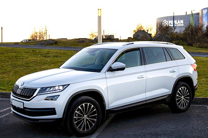Reykjavik International Airport Transfer Review - Accessibility and Accommodation