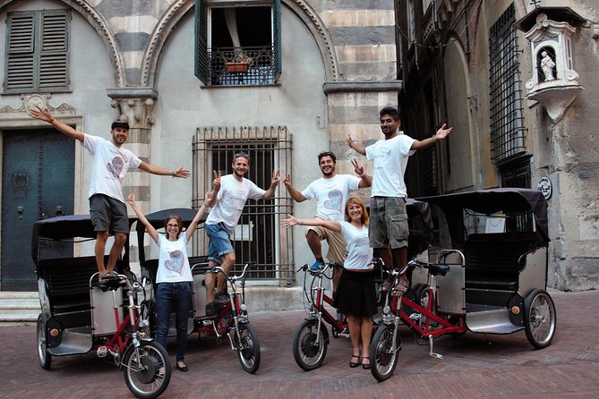 Rickshaw Tour in Genova - Discovering Ferrari Plaza