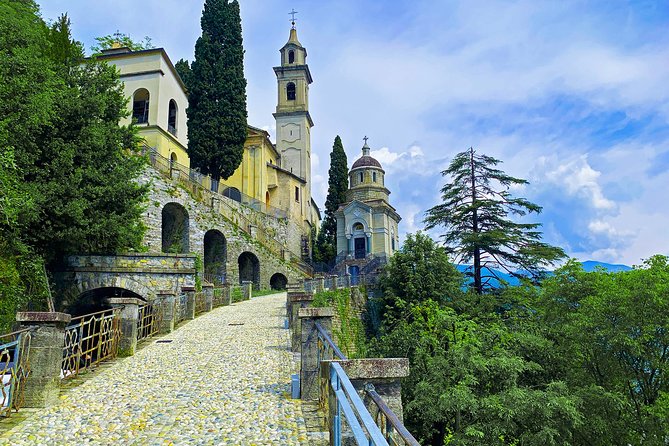 Road Bike Tour in Lake Como & Bellagio - Scenery and Highlights