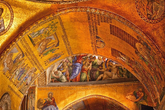 Saint Marks VIP Night Tour: Exclusive Access Small Group Tour - Stunning Light Show Inside the Basilica
