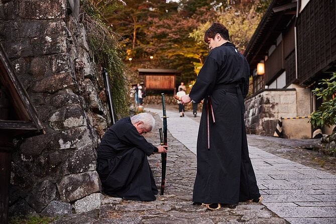 Samurai-Specific Osaka Castle Guides Private Tours in Armor Photo - Exploring Osaka Castle