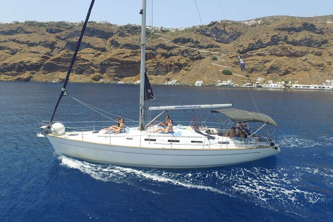 Santorini Private Daytime Sailing Cruise With Meal, Drinks &Transfer Included - Preparing for the Sailing Experience