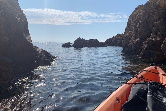 Sea Kayaking in the Heart of the Ramatuelle Nature Reserve - Accessibility and Meeting Point Details