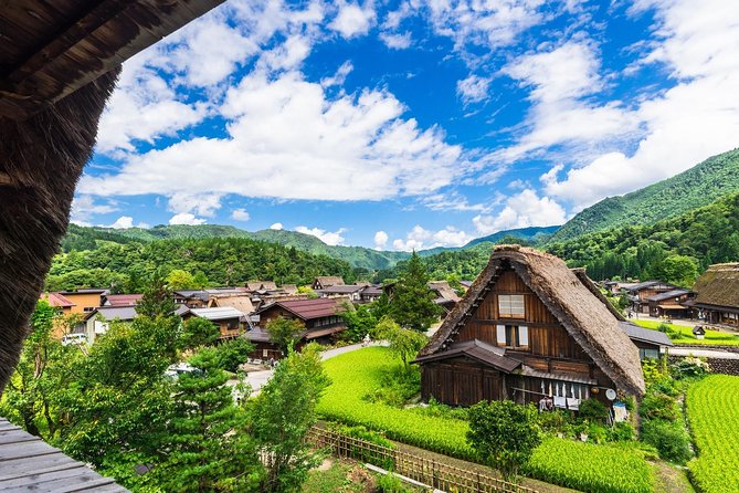 Shirakawago and Hida Takayama Day Trip From Nagoya - Exploring Hida Takayama
