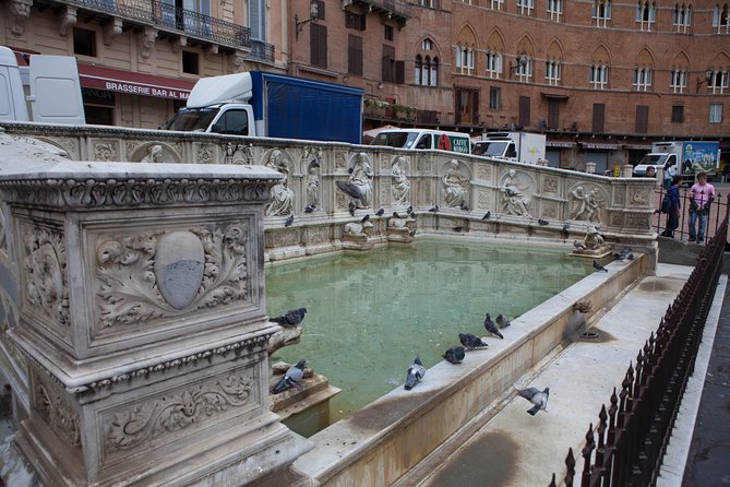 Siena and San Gimignano Day Tour From Rome - Exploring Siena