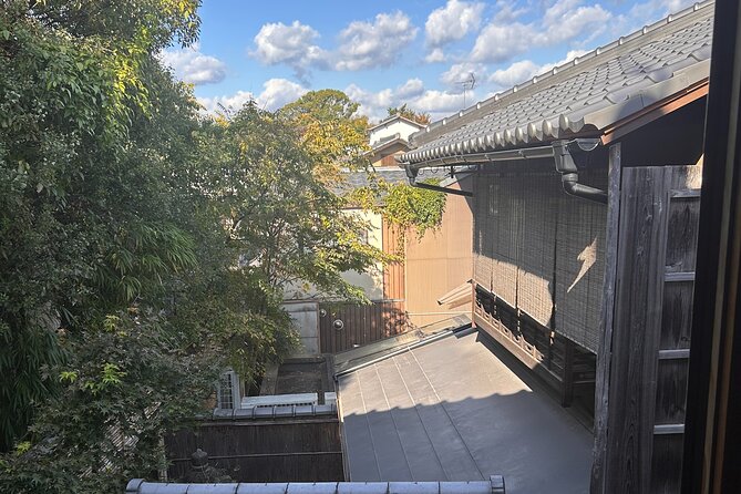 Tea Ceremony in 150 Years Old Townhouse With Tables and Chairs - Accessibility and Cancellation Policy