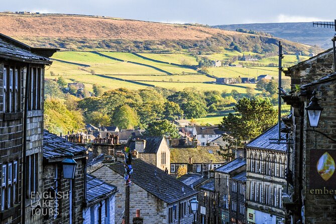 The Brontes, Wuthering Heights and Jane Eyre - Visiting the Bronte Parsonage and Museum