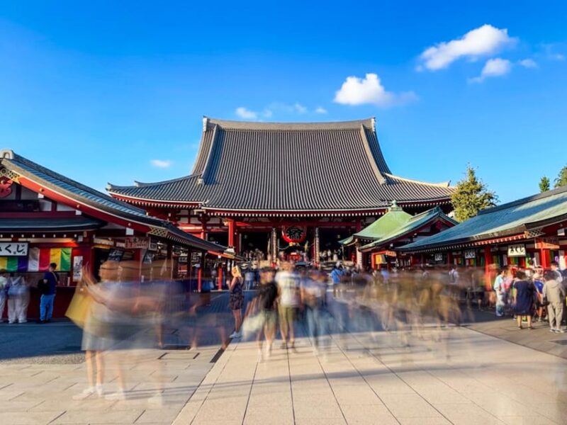 Tokyo: Meiji Shrine, Imperial Palace and Senso-ji Bus Tour - Akihabara: Taking in the Electric Town