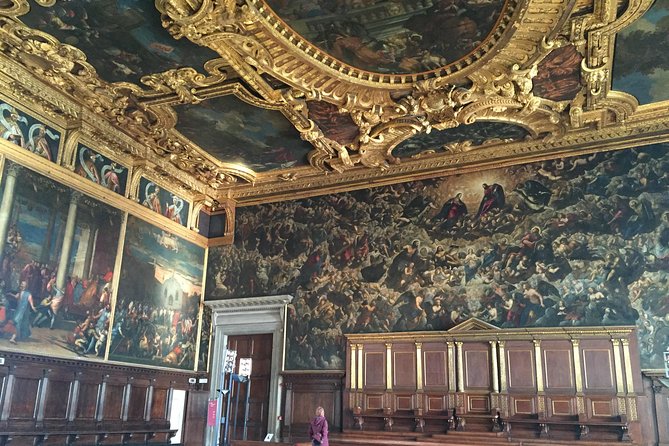 Tour of Venice in Doges Palace and St Marks Basilica - Exploring Doges Palace