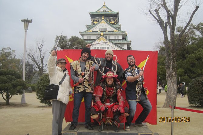 Vegetarian and Muslim Friendly Private Tour of Osaka - Discovering Dotonburi
