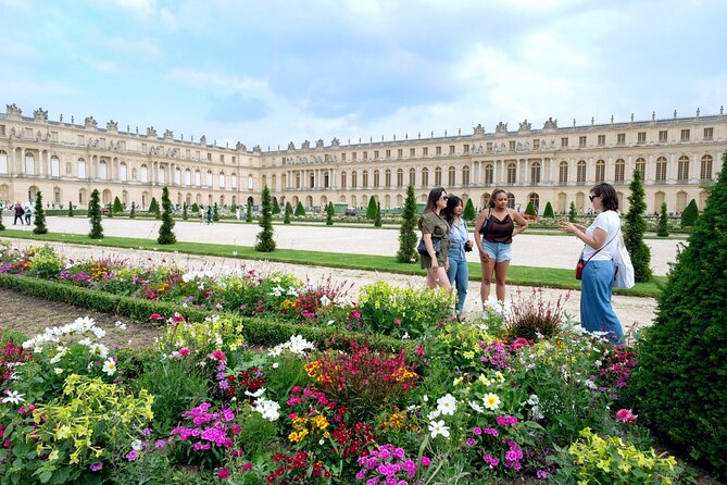 Versailles Palace and Gardens Skip-The-Line Tour From Paris - The Grandeur of the Hall of Mirrors