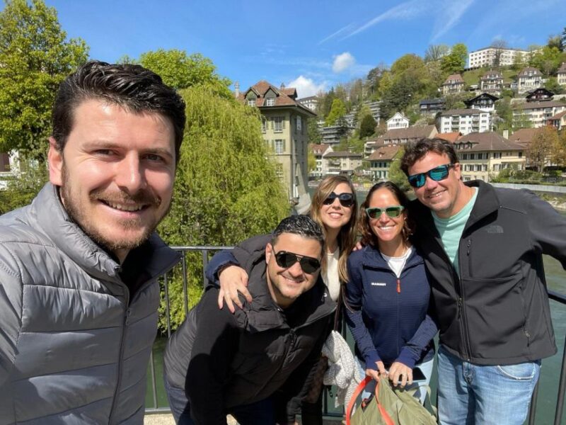 Zürich: Private Car Tour to Swiss Capital, Castles & Lakes - Traverse St. Jacobs Trail and Explore St. Beatus Caves
