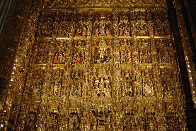 3-hour Seville Cathedral and Alcazar Skip-the-Line Combo Tour - Tips for a Smooth Experience