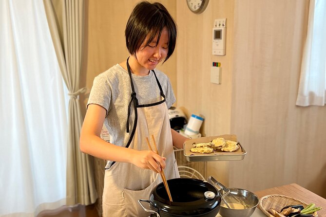Arashiyama Veggie Kitchen: Hands-On Tempura & Riceboll Cooking - Positive Guest Experiences and Ratings