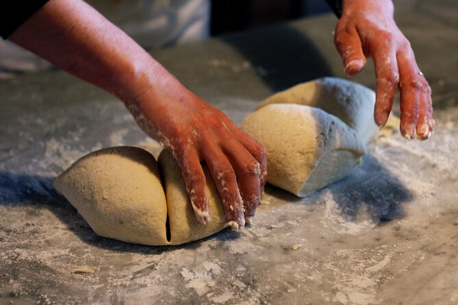 Authentic Culinary Experience in a Tuscan Family Estate - Sharing a Meal and Connecting With the Family