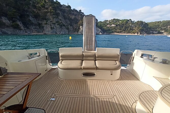 Barcelona Private Luxury Yacht Tour - Sustainability and Responsibility