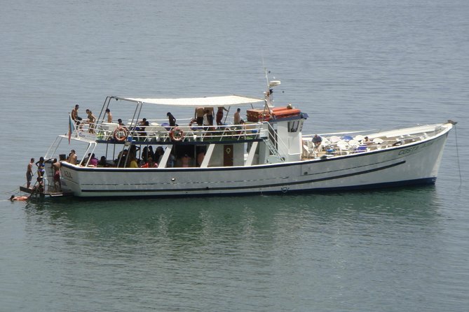Classic Yacht Sunset Group Tour in Lisbon With Welcome Drink - Since You Asked