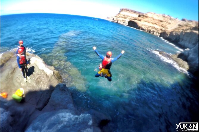Coastering in Gran Canaria (Aquatic Route in the Ocean Cliffs) - Inclusions and Meeting Information