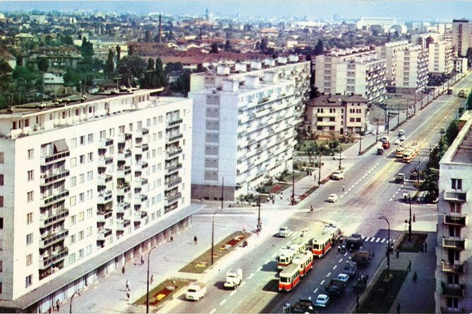 Communism Walking Tour From Lenin to Ceausescu in Bucharest - Traveler Experience and Feedback