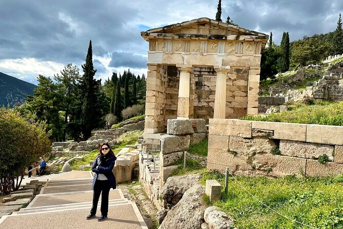 Delphi & Hosios Loukas Arachova Village Luxury Private Tour - Since You Asked