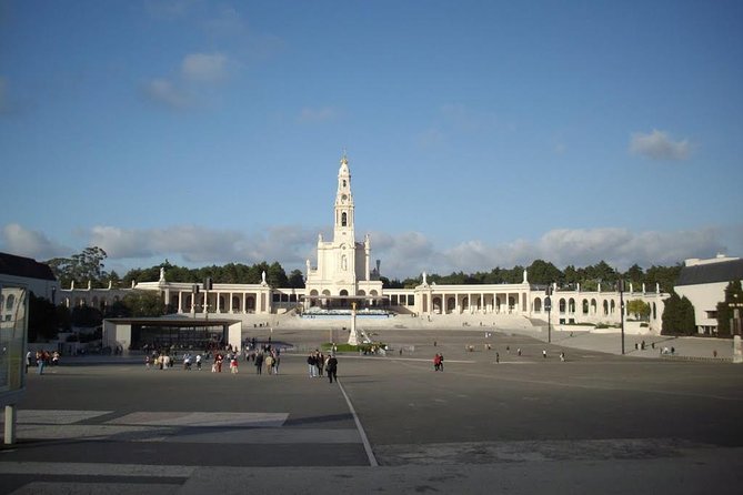 Fátima, Nazaré and Óbidos Private Tour From Lisbon - The Sum Up