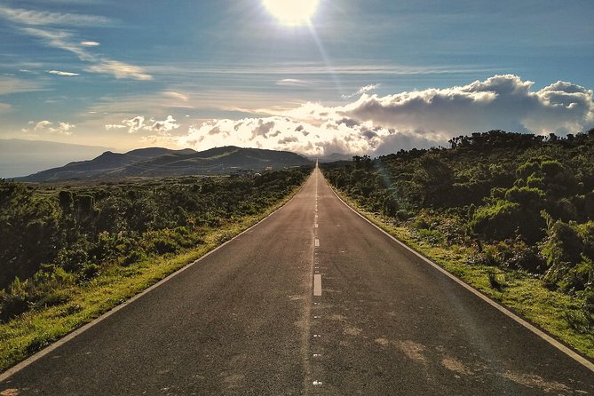 Full-Day Guided Tour in Pico Island - Exploring Volcanic Landscapes