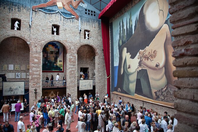 Girona, Figueres, Dalí Museum and Cadaqués Tour From Barcelona - Accessibility and Additional Considerations