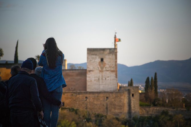 Granada and Albaicin: Wine and Tapas Tour - Frequently Asked Questions