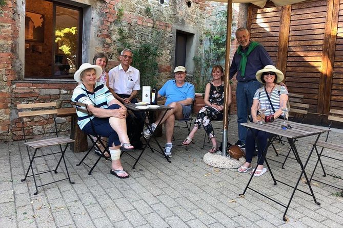 Half Day Chianti Wine Tour With Private Luxury Van - Indulging in Authentic Tuscan Cuisine