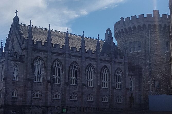 Historical Dublin Walking Tour - Encountering the Molly Malone Statue