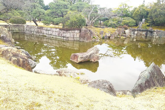 Kyoto Imperial Palace and Nijo Castle Walking Tour - What to Bring and Wear